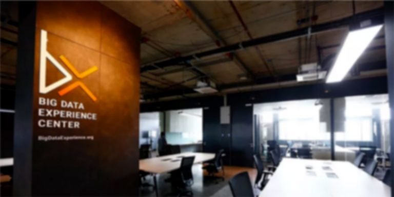 About us - Big Data Experience Center (BX)